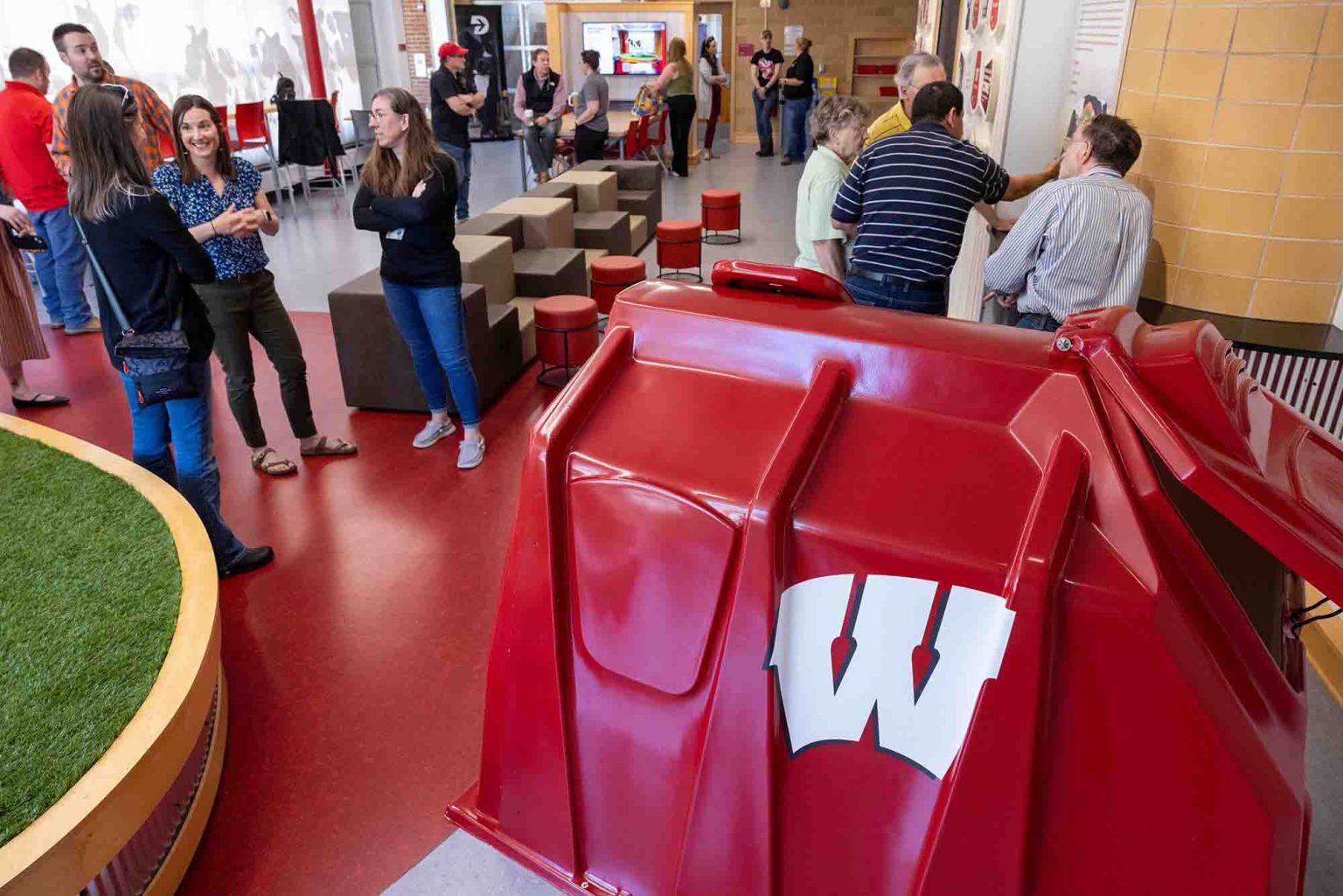 Dairy Cattle Center – Animal & Dairy Sciences